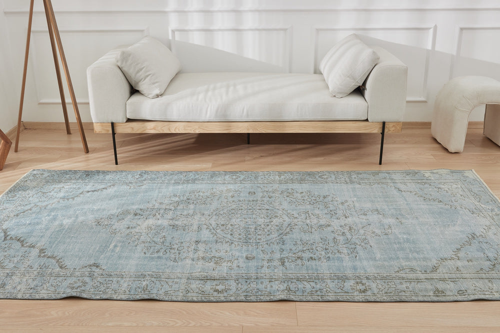 5' x 9' Vintage Turkish Area Rug, Blue - Darelle | Kuden Rugs
