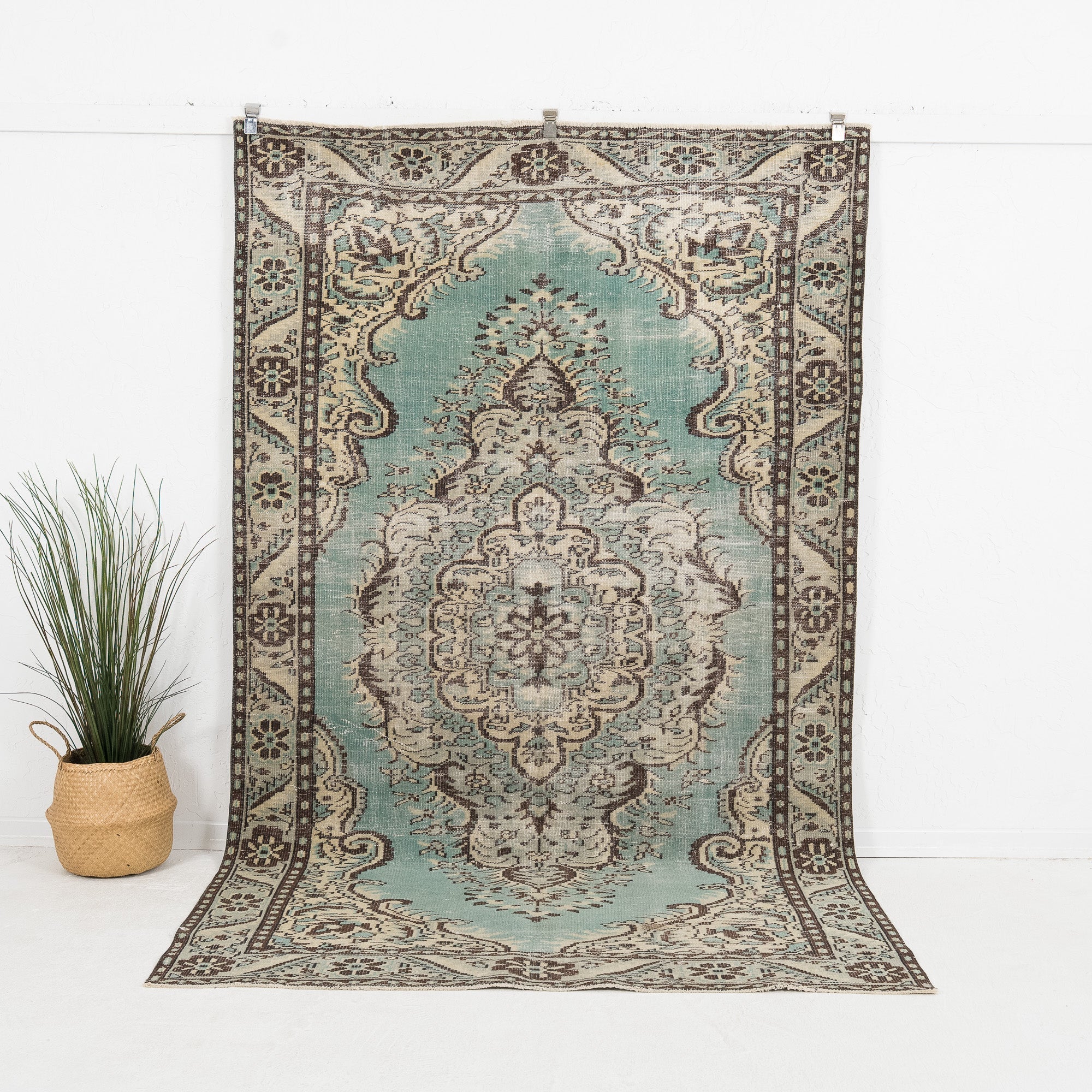6' x 9' - Vintage Turkish Area Rug, Blue - Vairis | Kuden Rugs