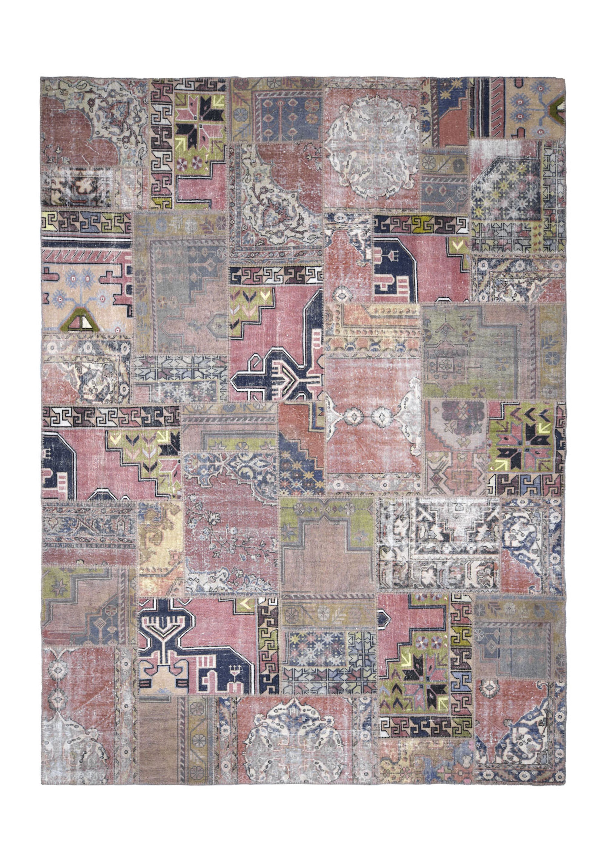9' x 12' Vintage Patchwork Rug, Pink - Deeandra | Kuden Rugs